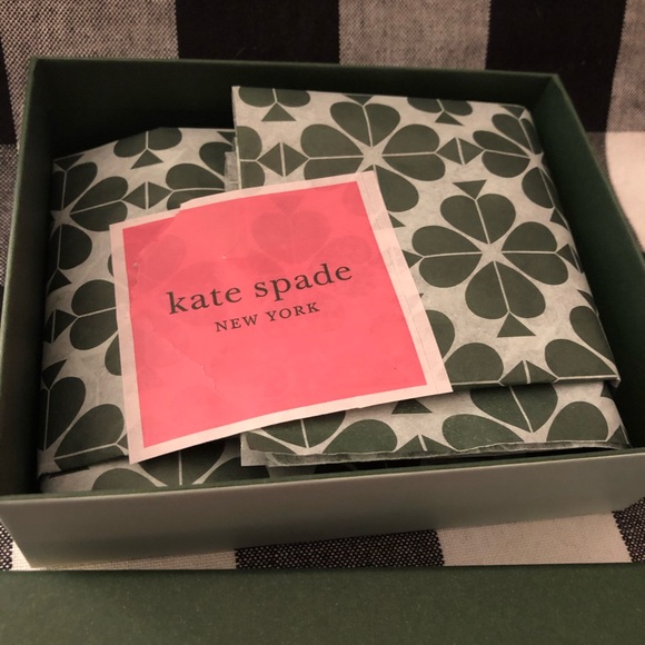 kate spade | Other | New Kate Spade Medium Box | Poshmark